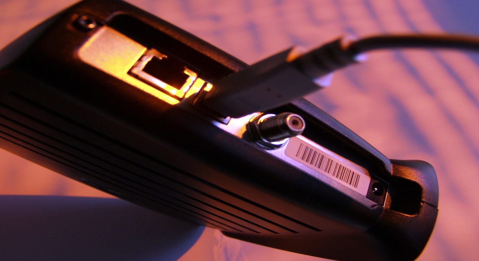 Modem, Gateway, and Router Antenna Reference Chart [Guide]